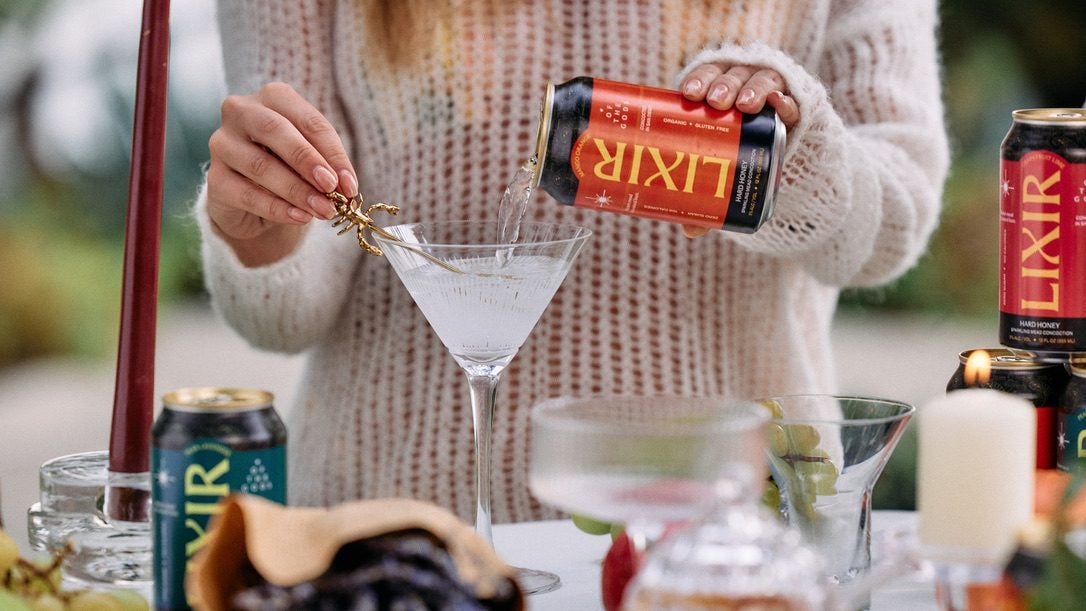 Mead RTD firm Lixir eyes expansion with fundraising - Just Drinks